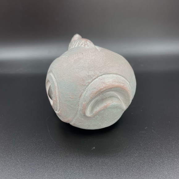 Isabel Bloom | Art | Vintage 98s Isabel Bloom 7 Black Eye Fish Cement ...